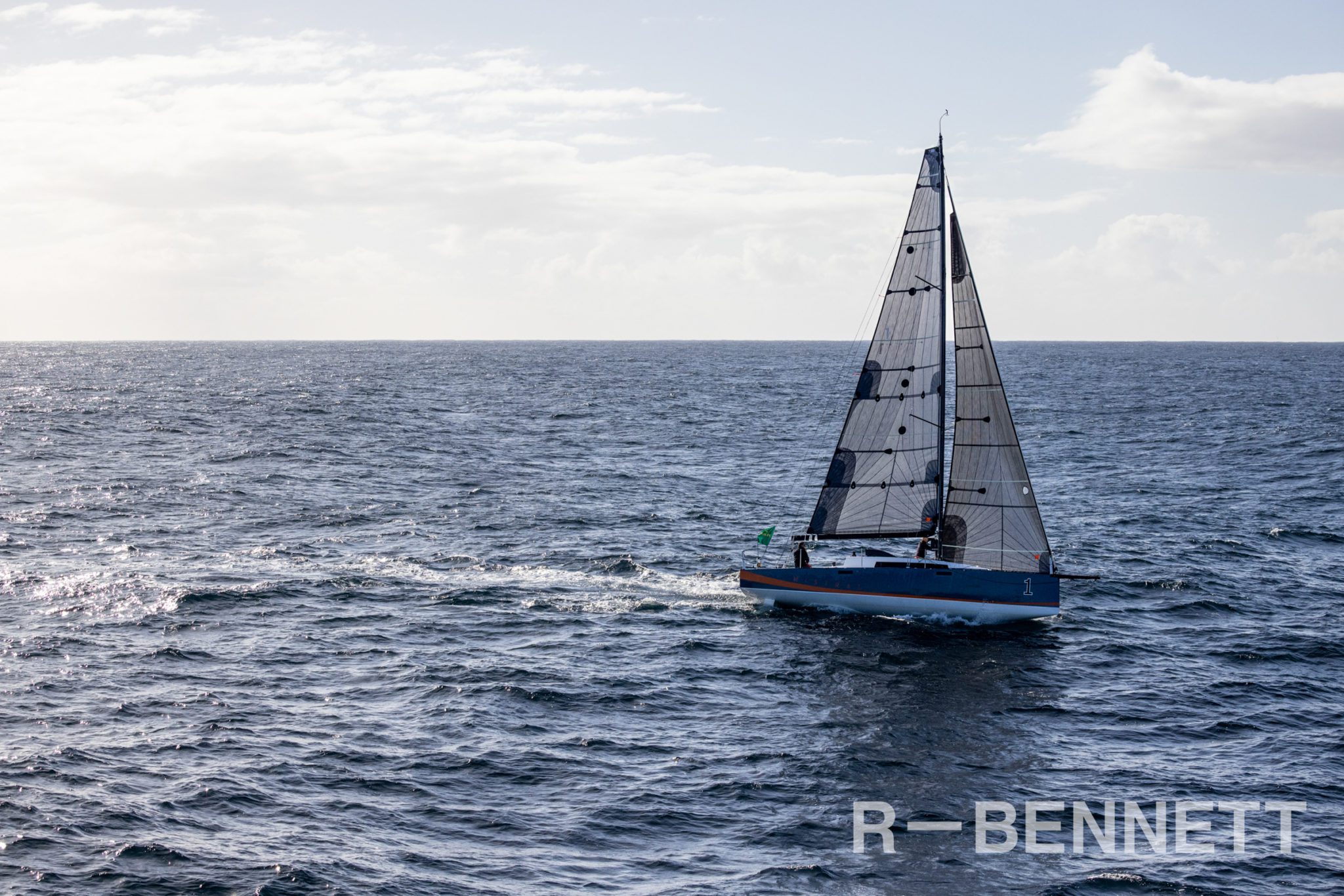 Mistral 6681 SH22 | Richard Bennett Photography