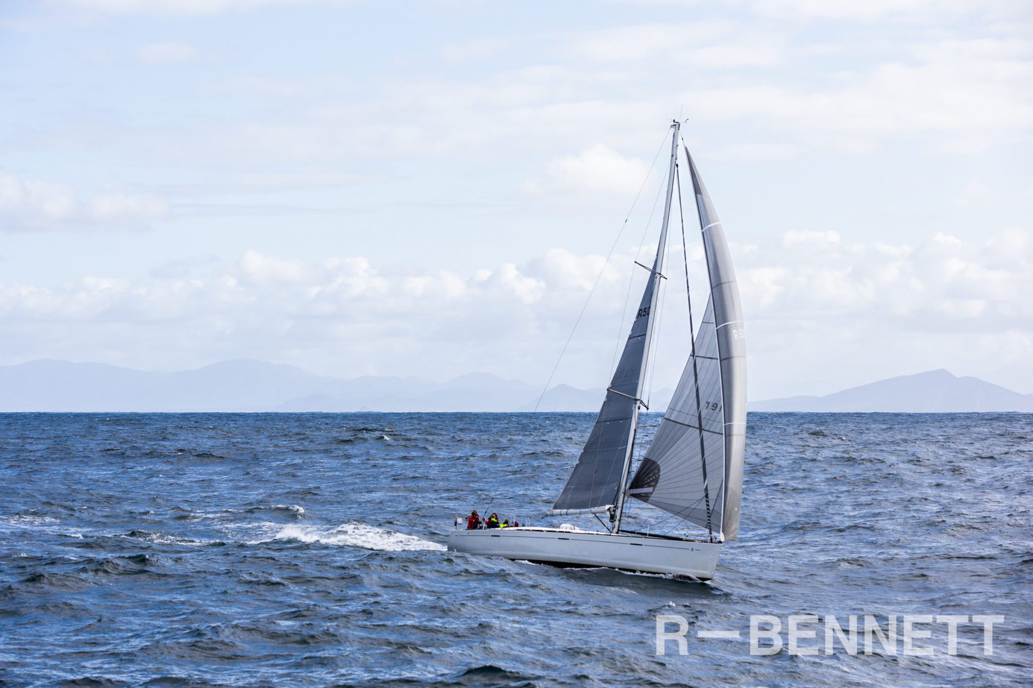 White Spirit 7123 MH22 | Richard Bennett Photography