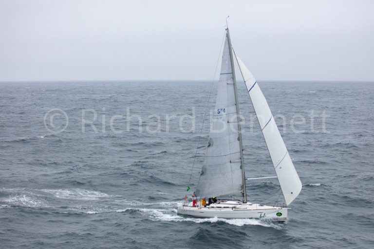 Wicked 7064 SH16 | Richard Bennett Photography
