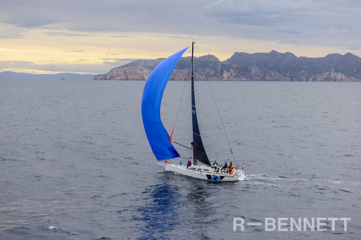 Calibre 12 7958 SH23 | Richard Bennett Photography